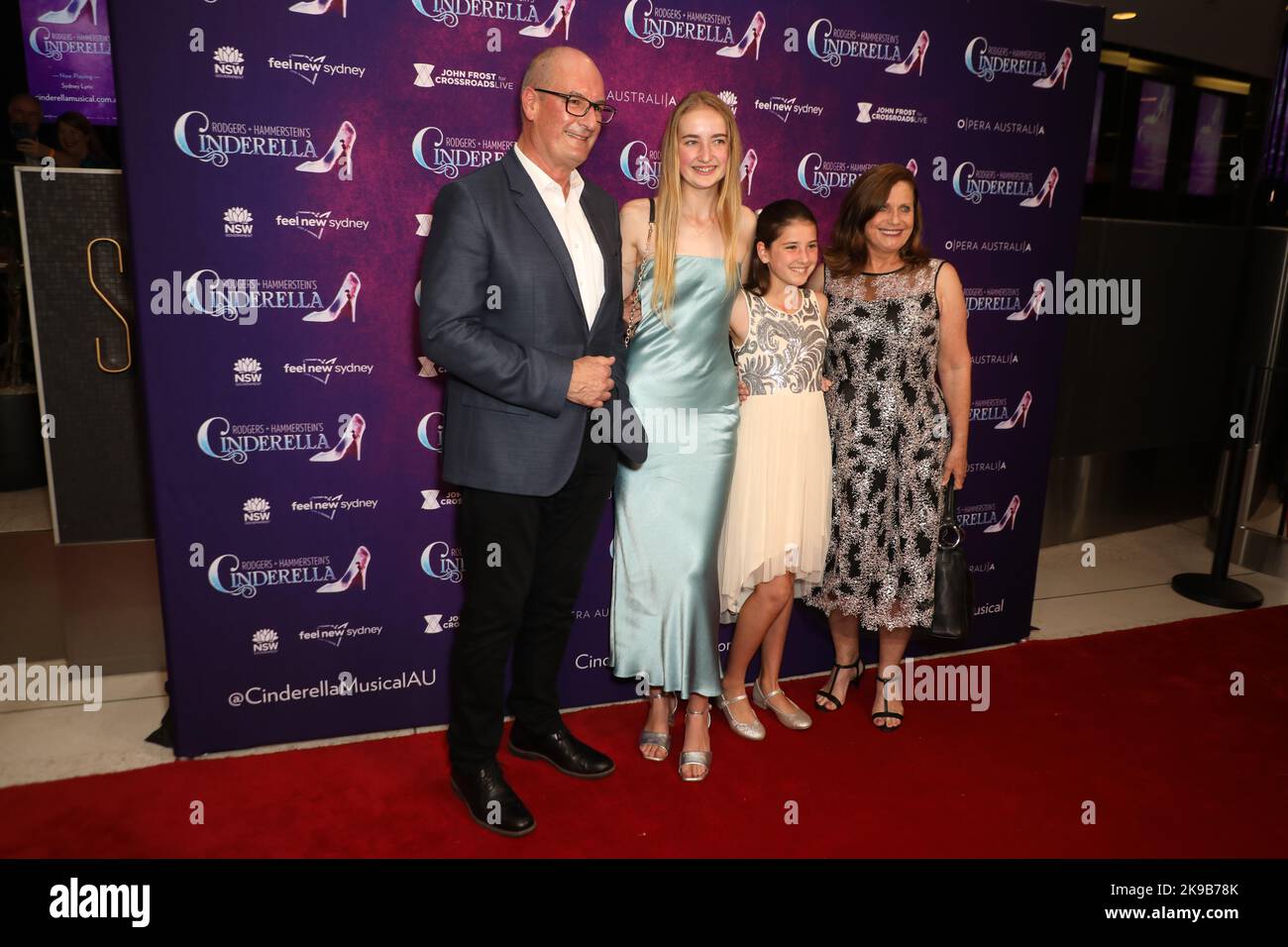 Sydney, Australia. 27th October 2022. David Koch and family arrive on ...