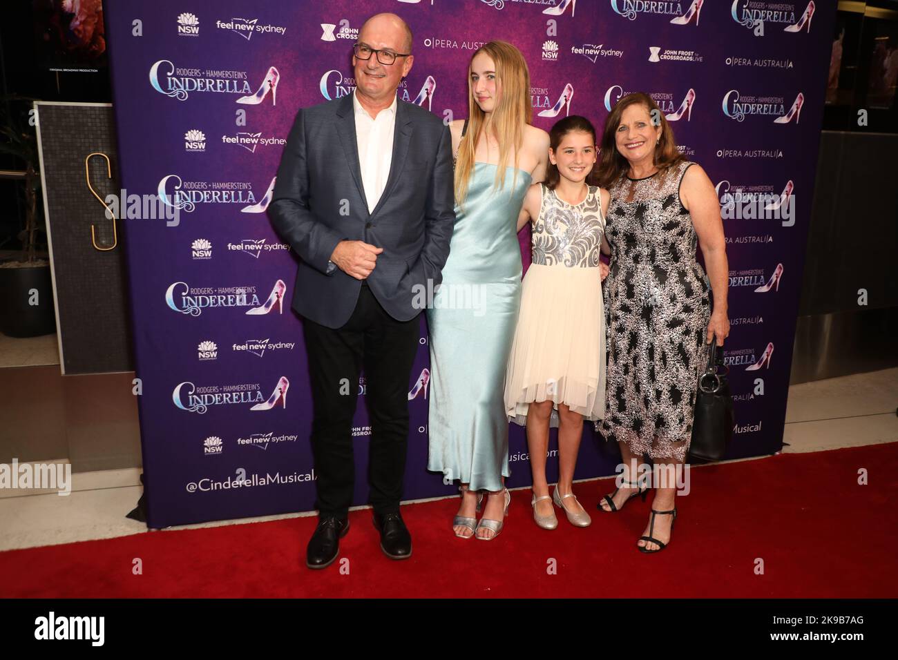 Sydney, Australia. 27th October 2022. David Koch and family arrive on ...
