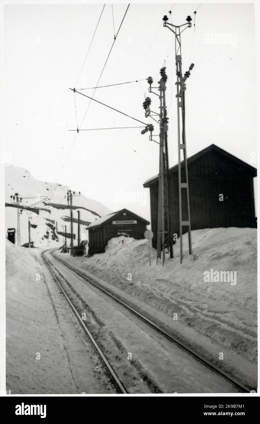 The national border station after the ore track, on the lute it says H ...