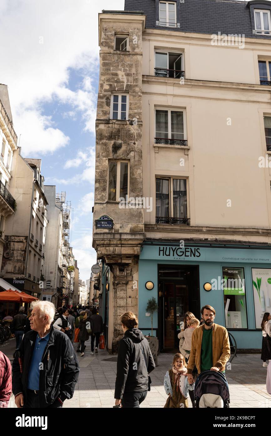 Streets of Paris Stock Photo - Alamy