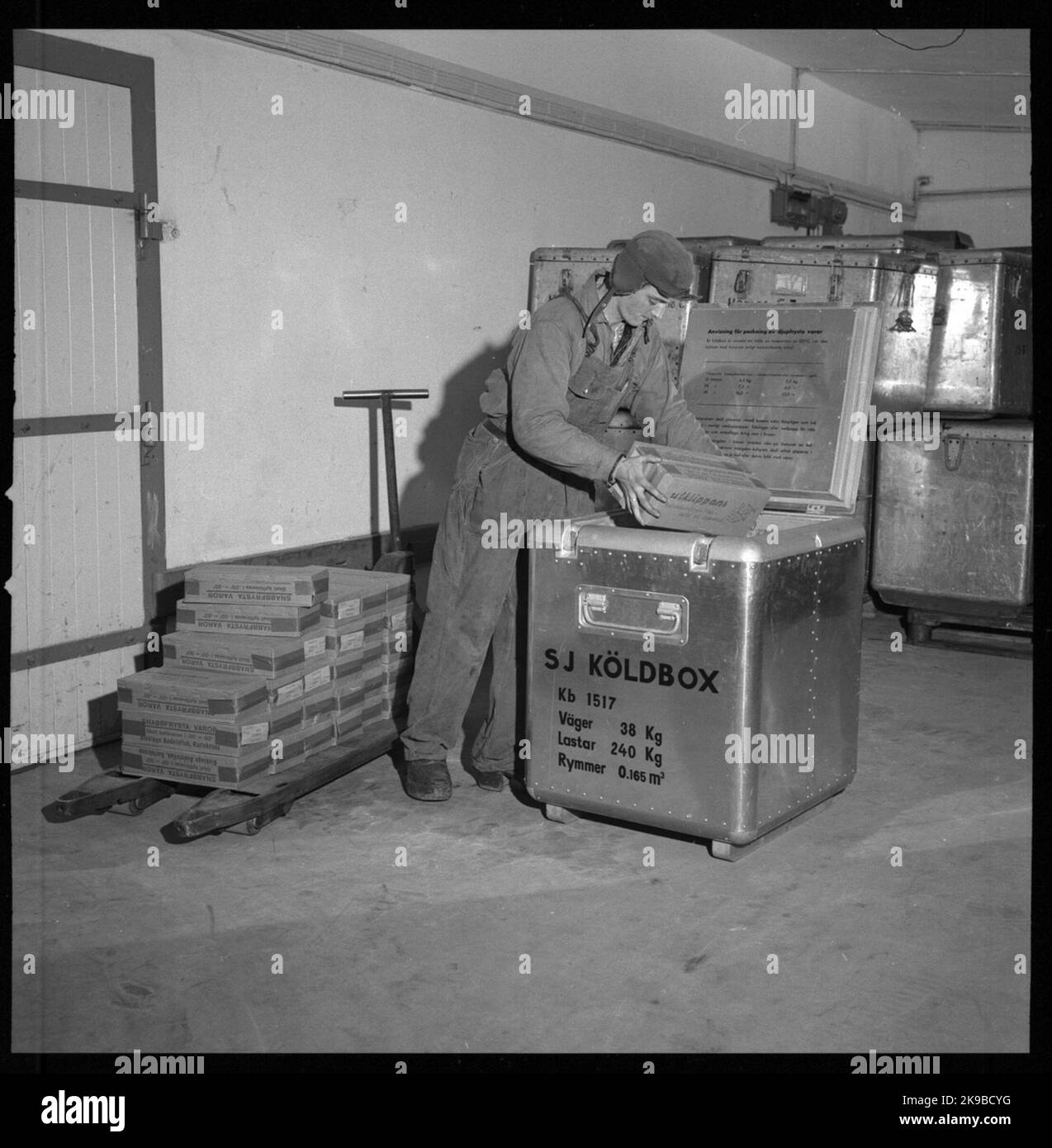 Cold_storage hi-res stock photography and images - Alamy