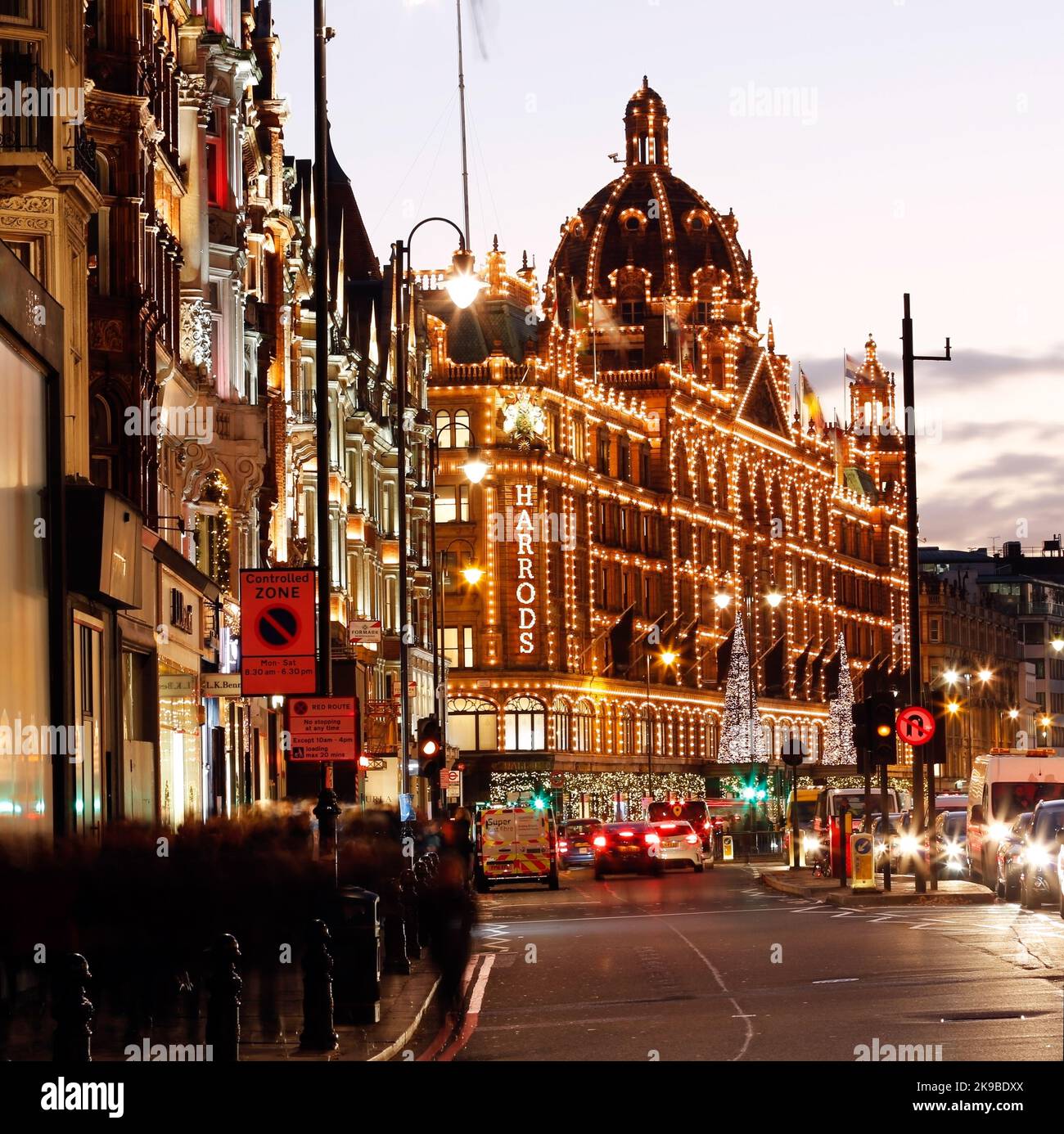 Harrods lights night hi-res stock photography and images - Alamy