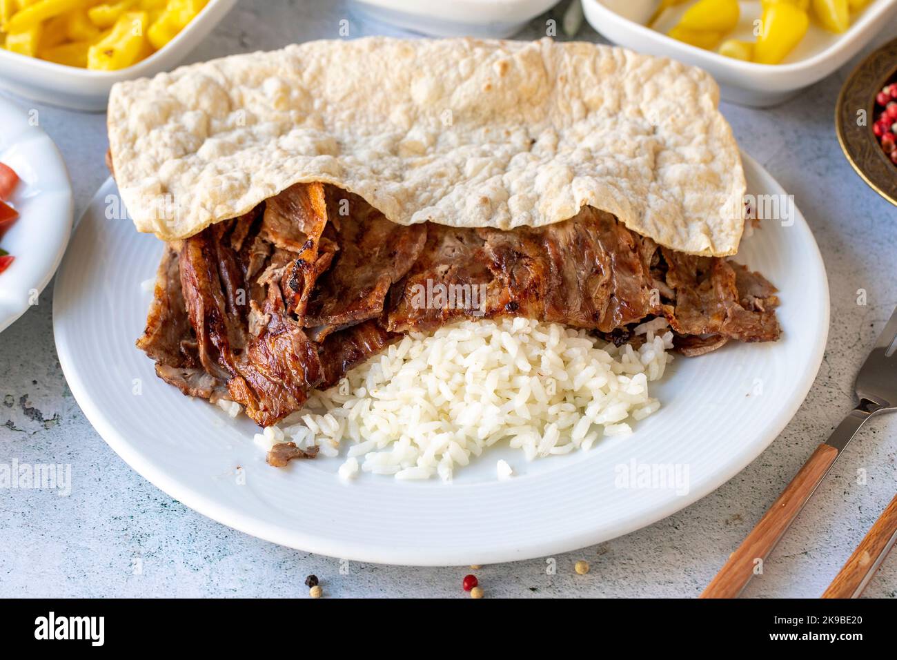Meat doner with rice on gray background. Traditional flavors. Doner ...