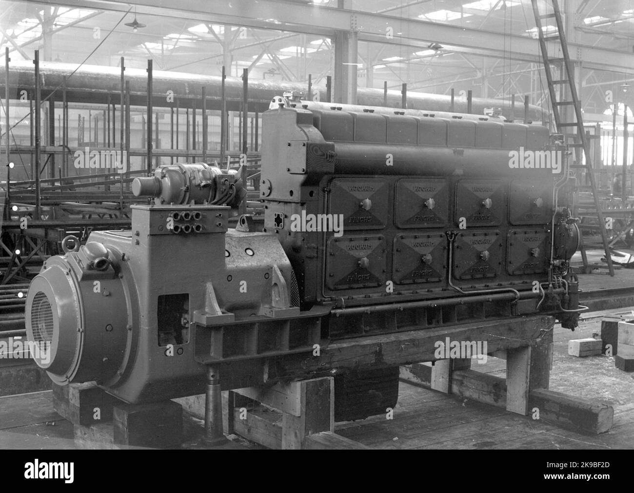 State Railways, SJ ZSS 106 Under Building in Kockum's Mechanical ...