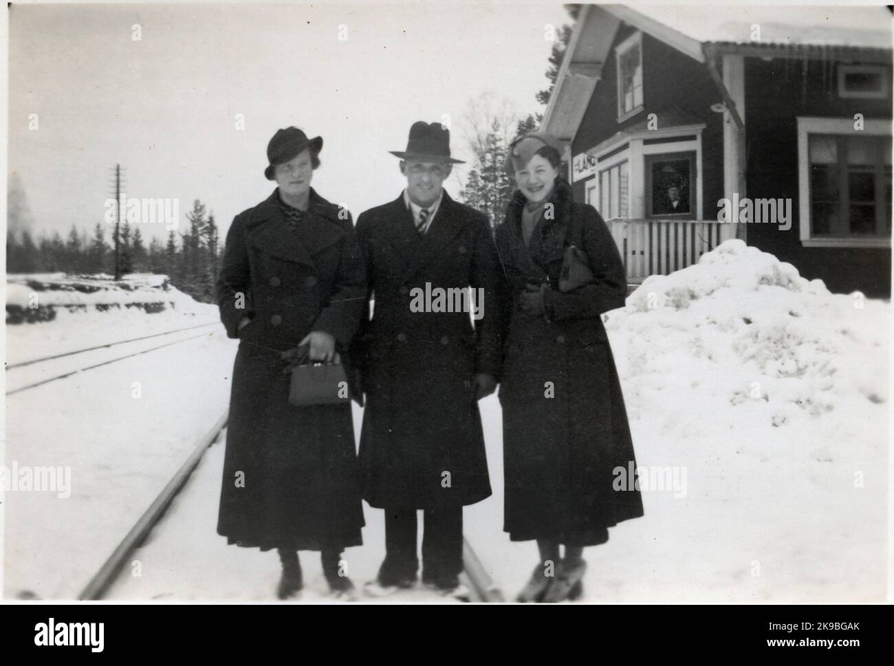 Siri Andersson, Siris hubby Anders Lindgren and Ingeborg Andersson ...