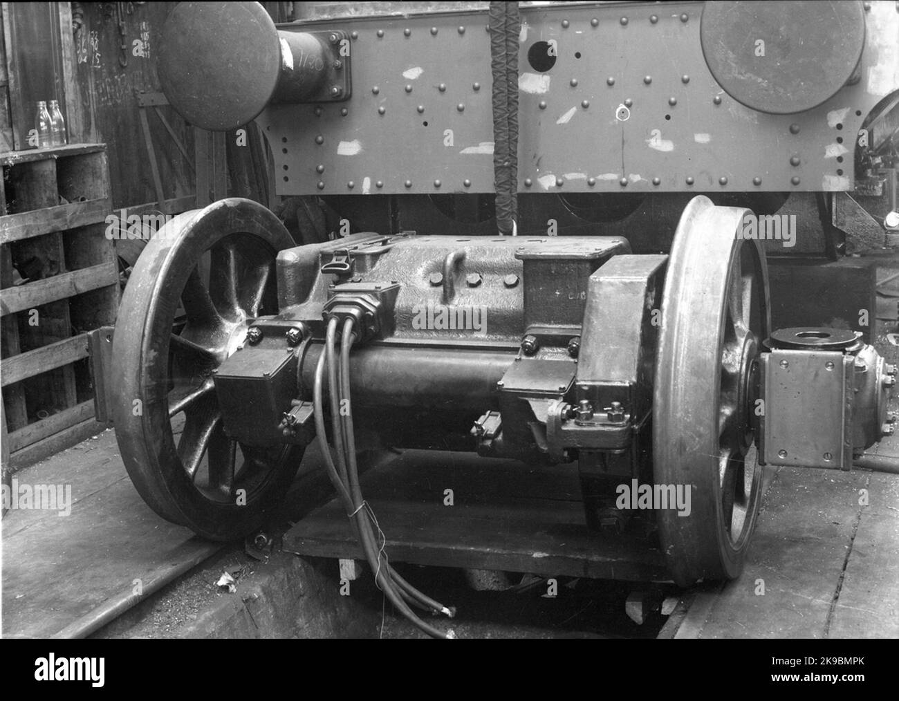 State Railways, SJ ZSS 106 Under Building in Kockum's Mechanical ...