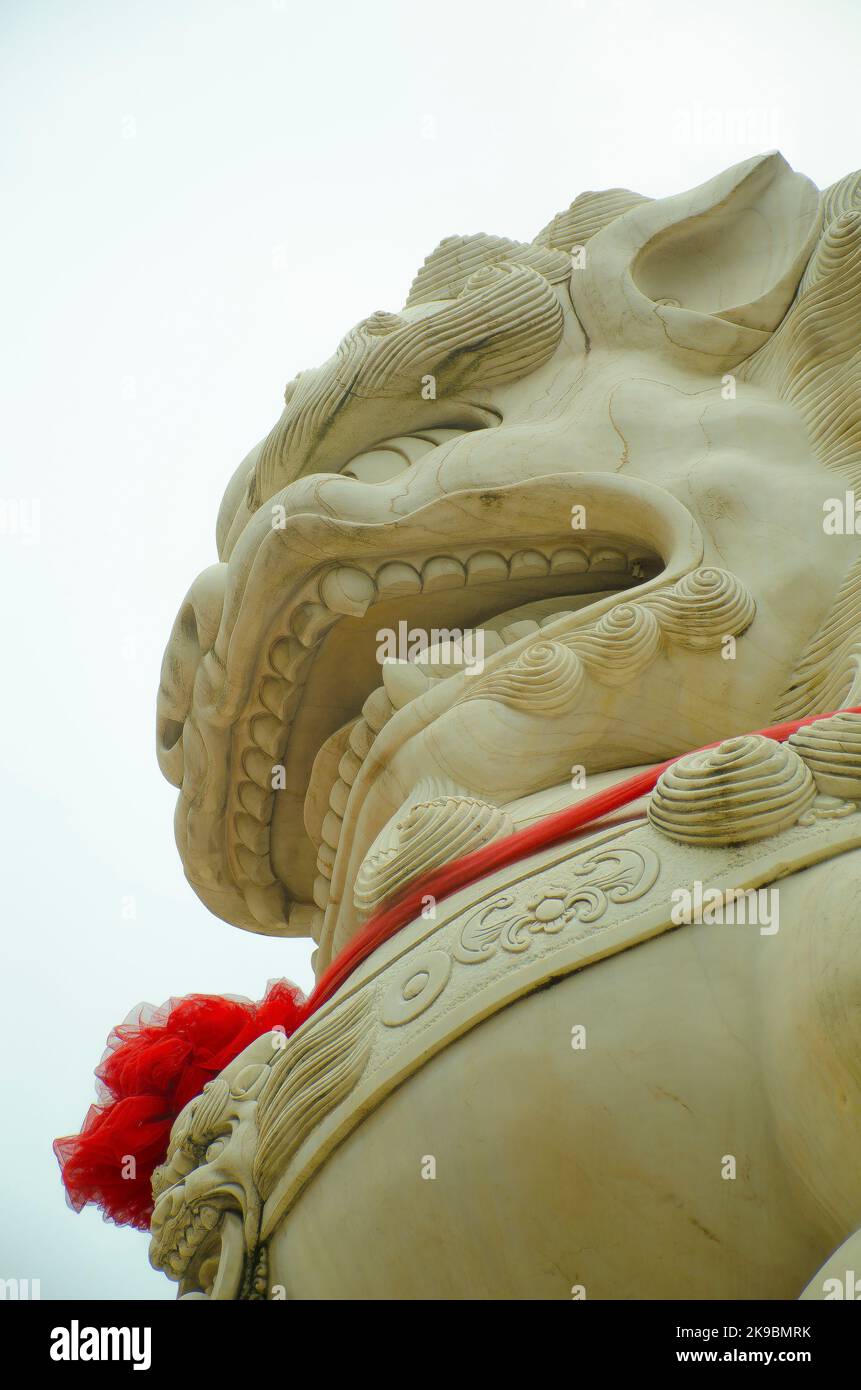 Chinese stone statue. Guard lion dogs or foo dog (fu dog Stock Photo ...