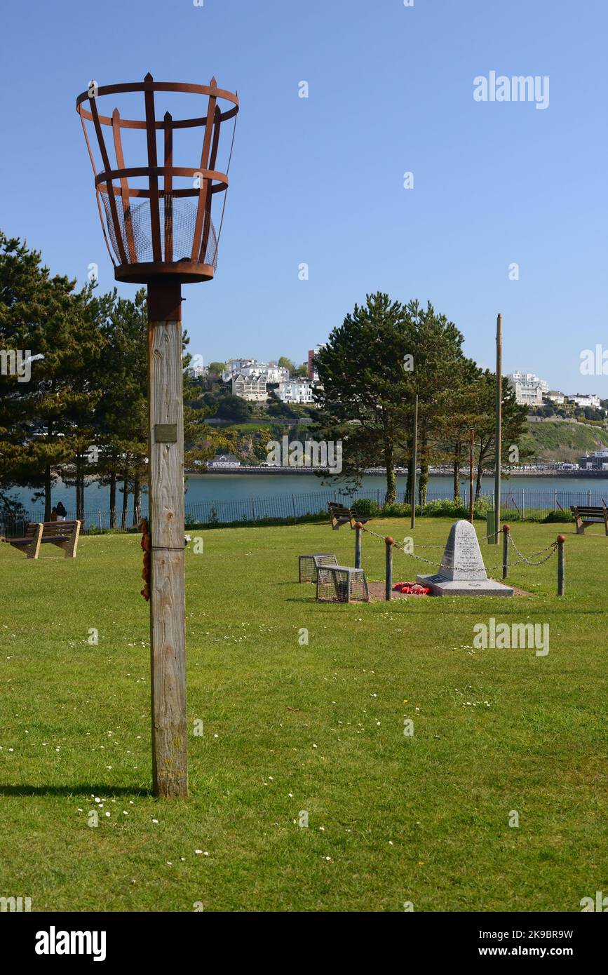 Beacon basket hi-res stock photography and images - Alamy