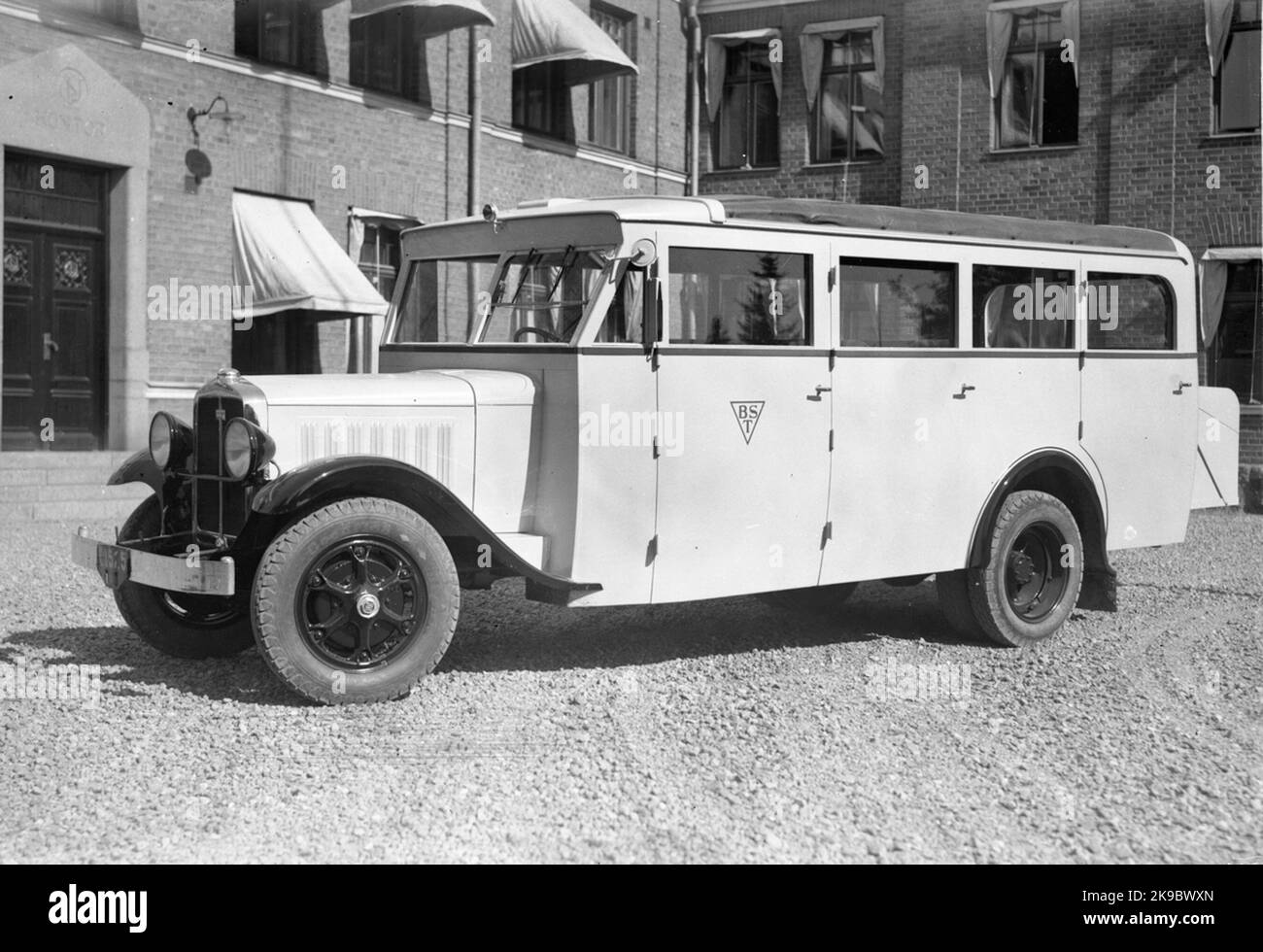 Bus exhibits hi-res stock photography and images - Alamy