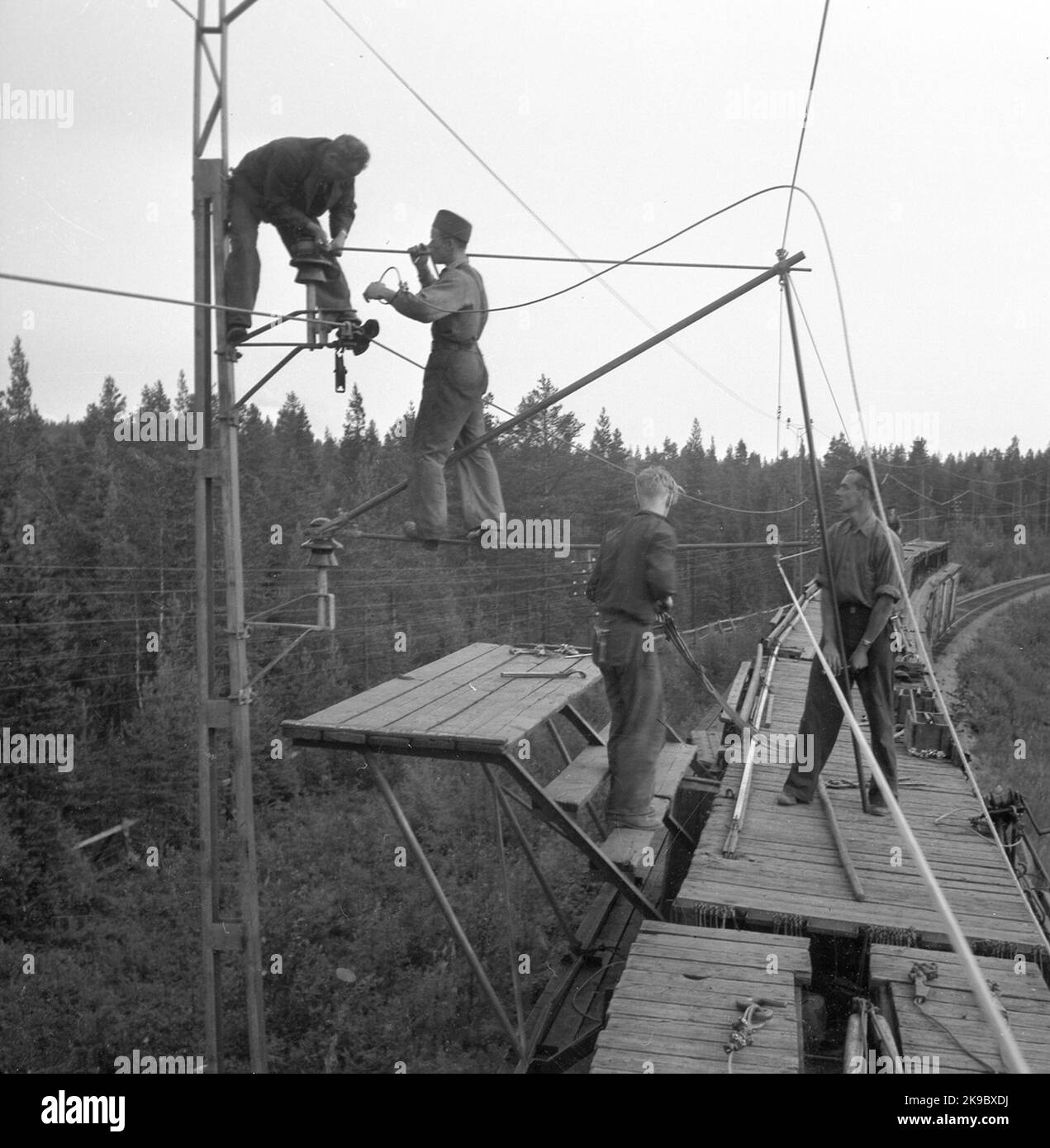 Work picture from the expansion of electric drive on the Vännäs-Boden ...