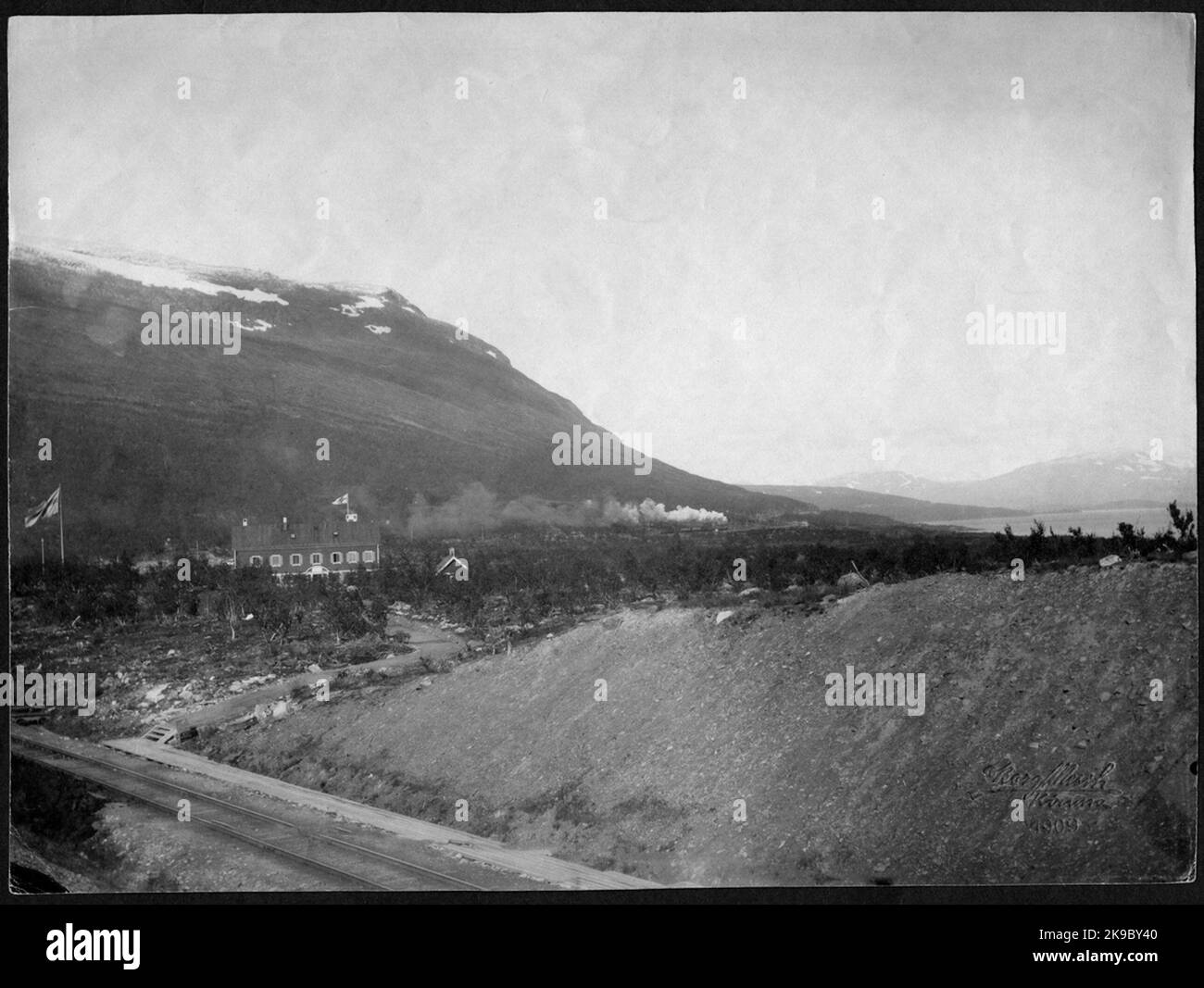 Abisko Tourist Station in 1909 against Nuil Stock Photo - Alamy