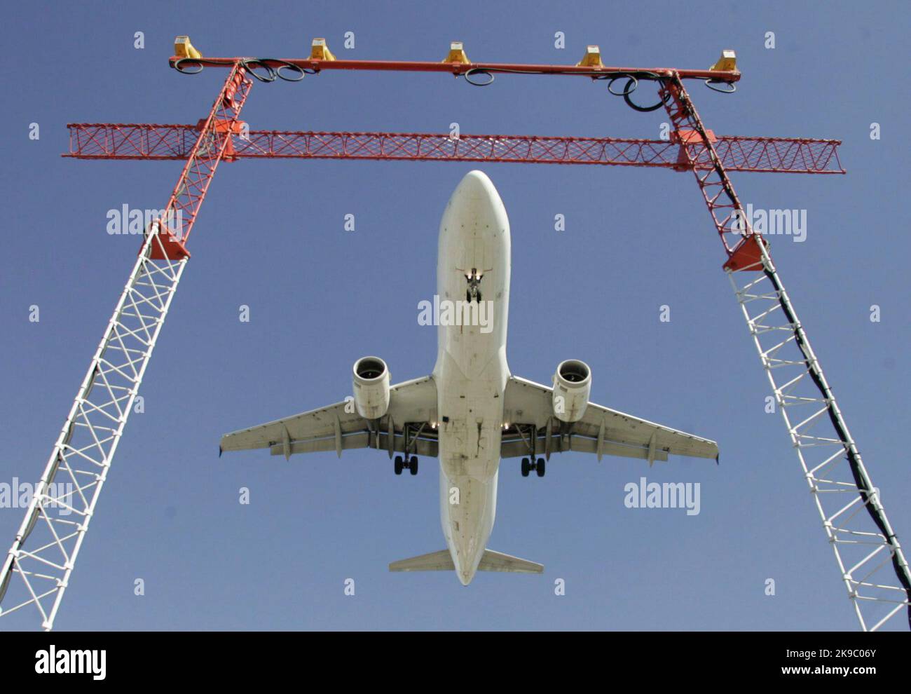 An Air Canada flight makes its final approach as it lands at Pearson ...