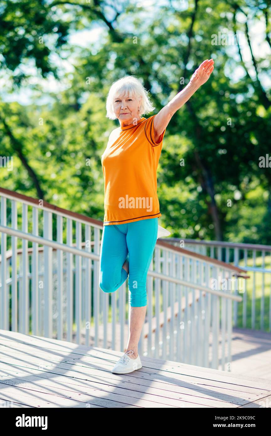 Mature woman aerobic workout hi-res stock photography and images - Alamy