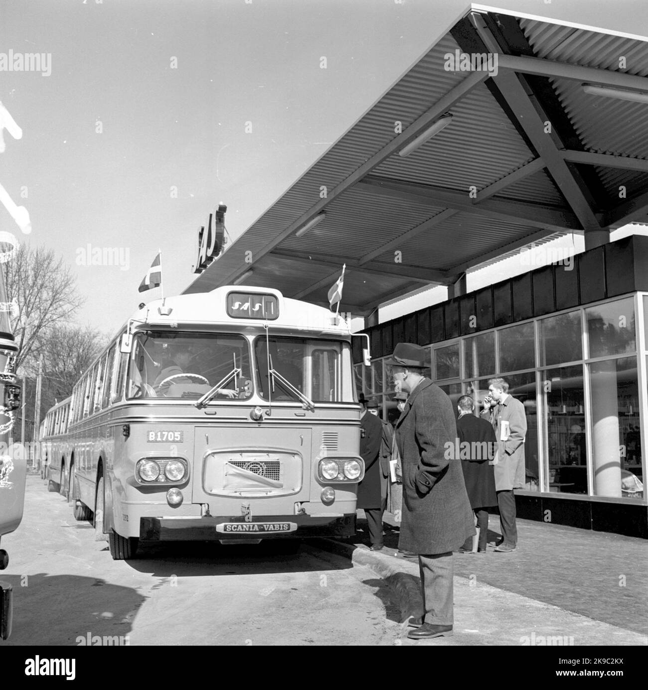 State Railways SJ Bus 3292, SAS terminal at Haga, Press View Stock ...