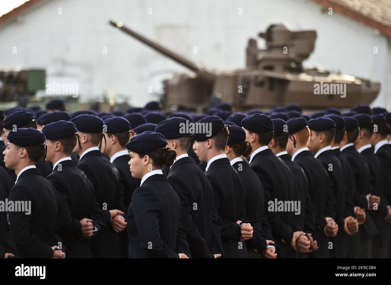 Empt photo hi-res stock photography and images - Alamy