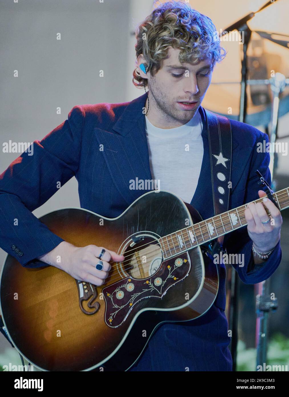 NEW YORK, NY, USA - SEPTEMBER 30, 2022: 5 Seconds of Summer Perform on ...