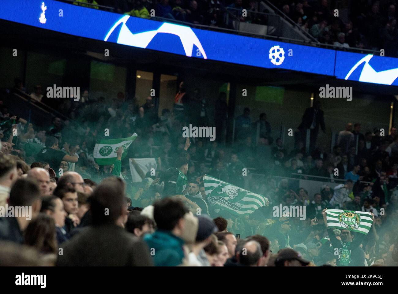 Sporting lisbon fans hi-res stock photography and images - Alamy