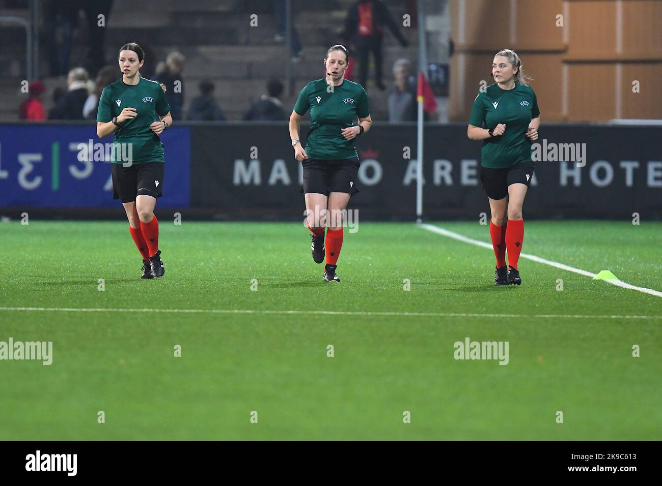 Assistants emily carney hi-res stock photography and images - Alamy