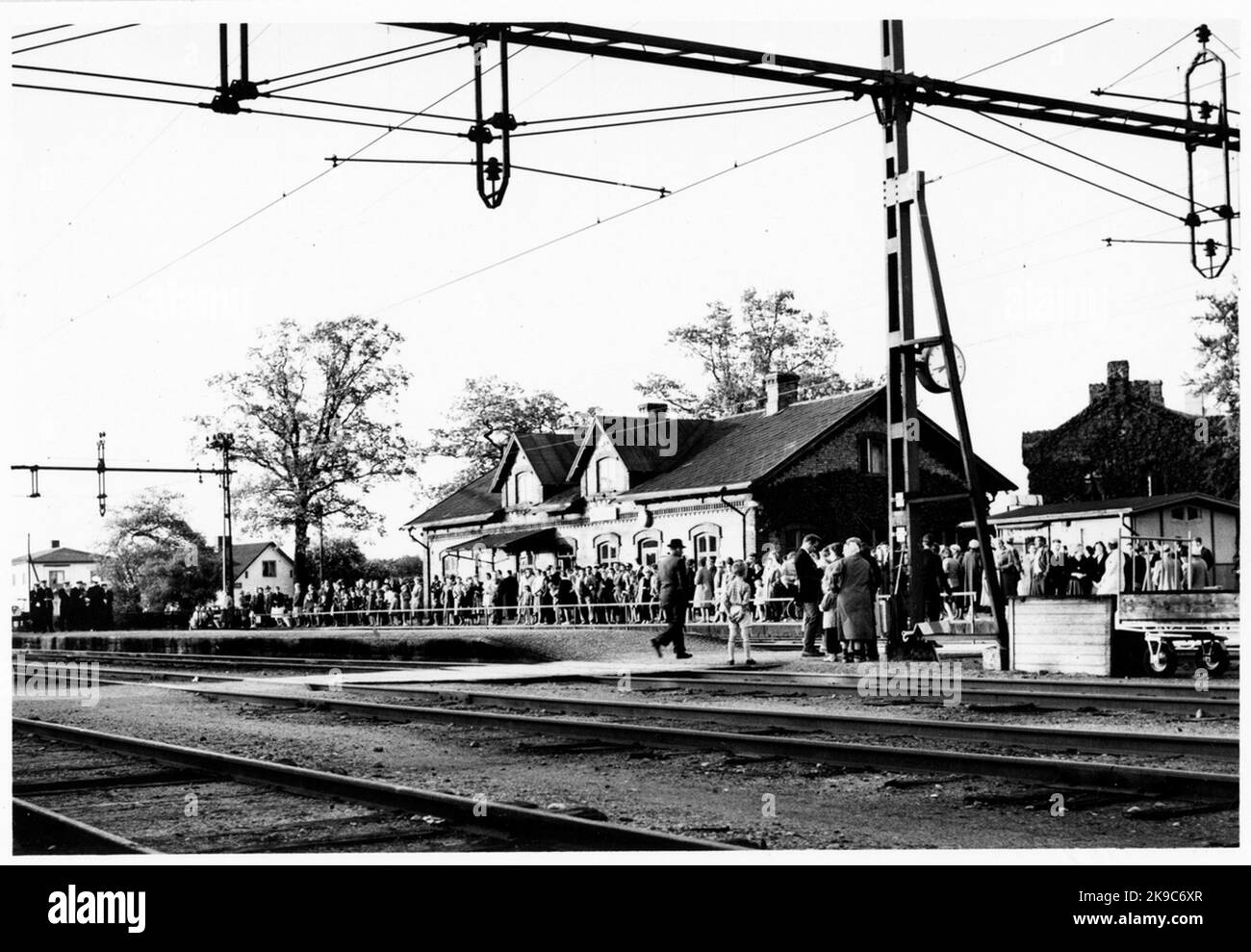 Billesholm station from Last Train's arrival at Billesholm and the last ...