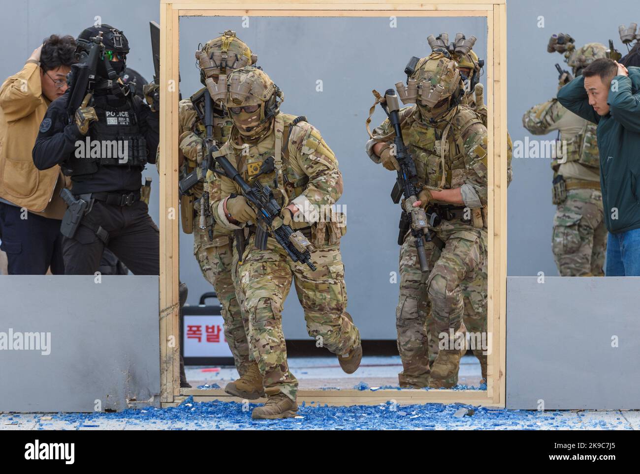 South Korean Navy SEAL team members participate during a national comprehensive counter ...
