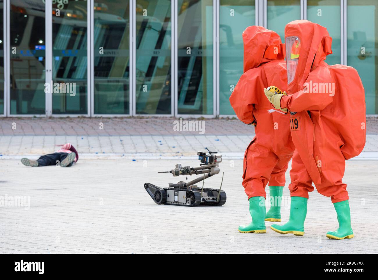 Goyang, South Korea. 27th Oct, 2022. Emergency service members wearing ...