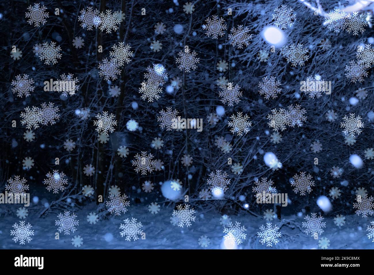 Snowflakes are falling hi-res stock photography and images - Alamy
