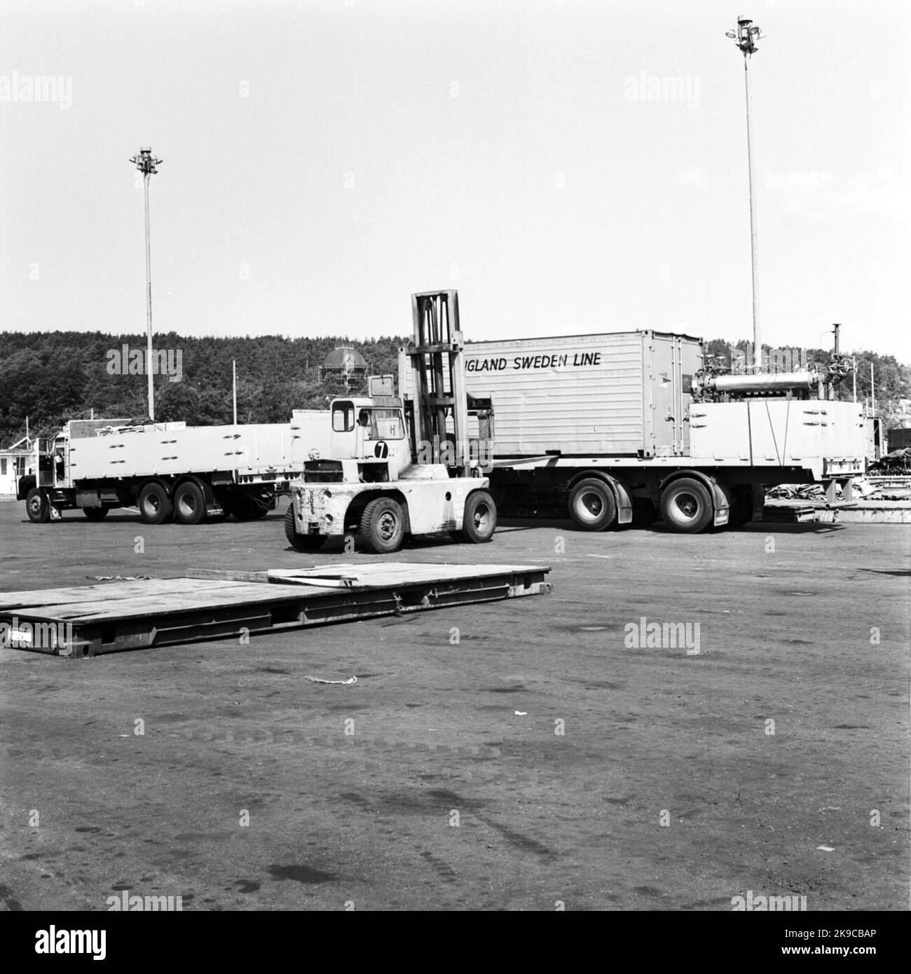 Container management Skandiahamnen Gothenburg Stock Photo - Alamy