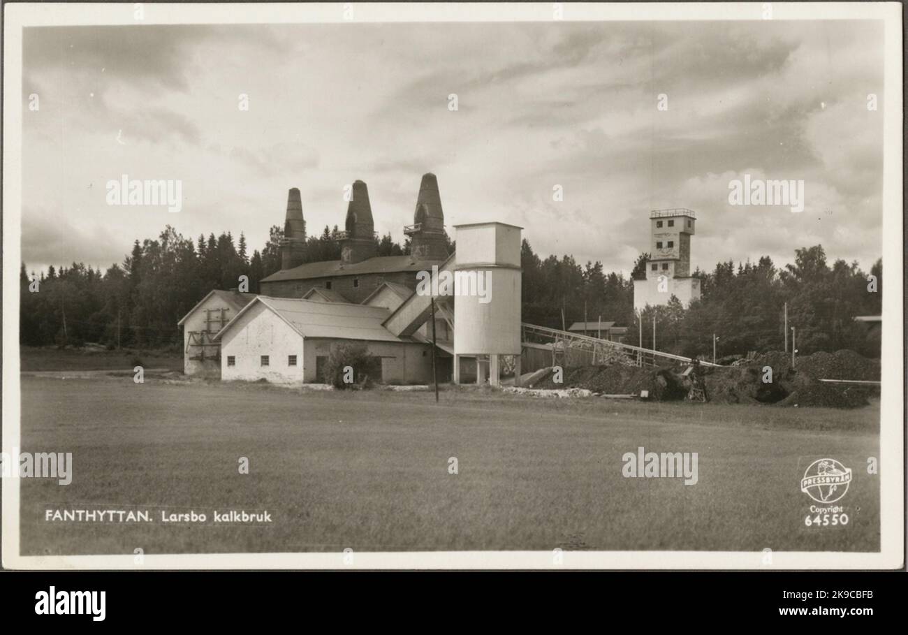 Factory for lime production Stock Photo - Alamy
