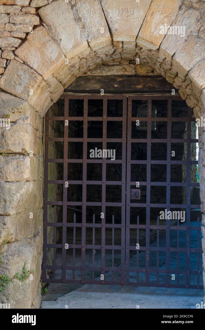 Prison gates hi-res stock photography and images - Alamy