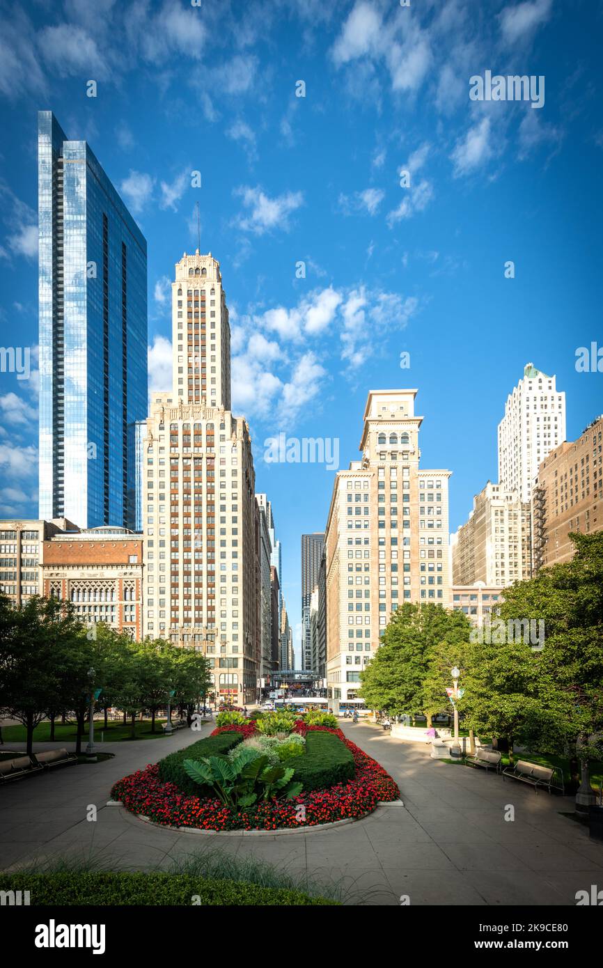 Millennium park pritzker pavillon hi-res stock photography and images ...