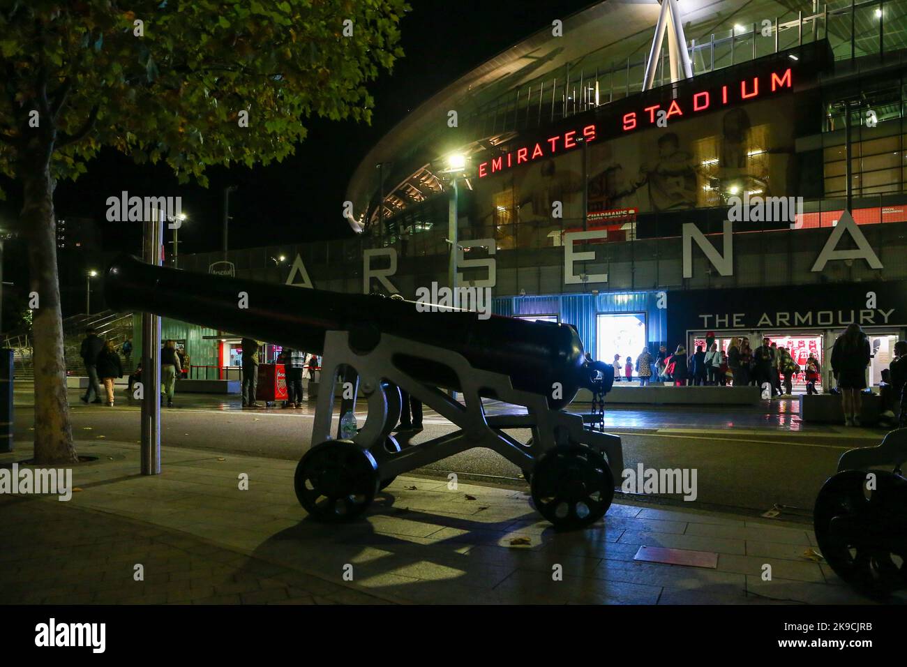 Emirates Stadium, London, UK. 27th Oct, 2022. Womens Champions League ...