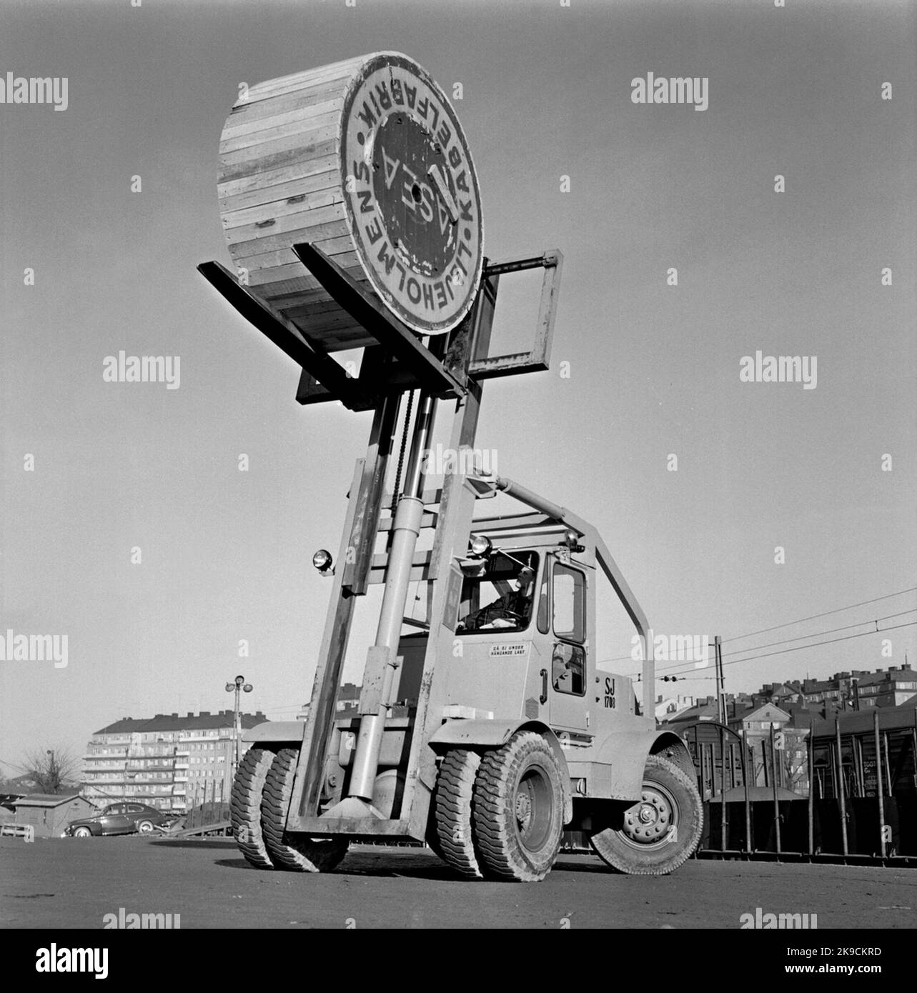Liljeholmen's cable factory timber and cable loading Stock Photo - Alamy