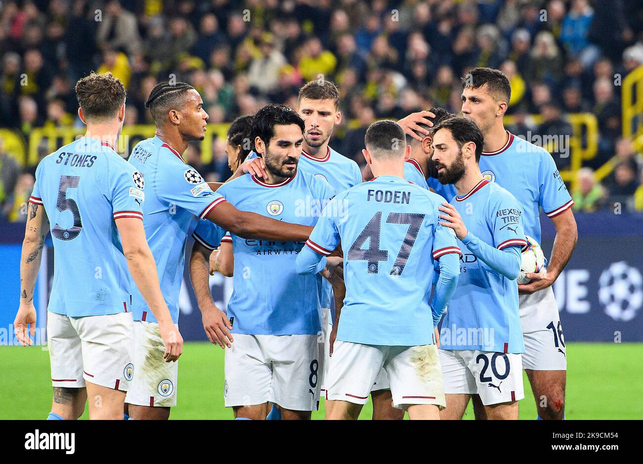 left to right John STONES (ManCity), Manuel AKANJI (ManCity), Ilkay ...