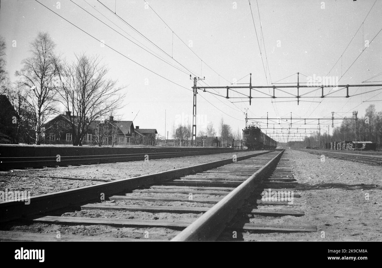 Snap train 92 passes Stock Photo - Alamy