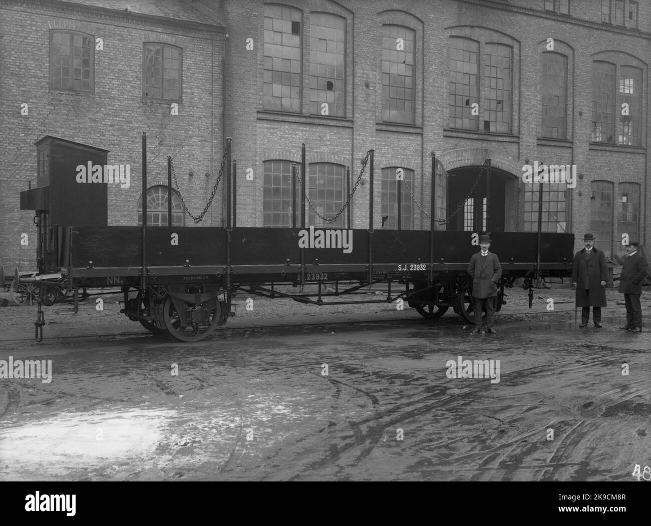 State Railways, Sj NN4 23932. Post car with Bromshytt made by Kockums ...