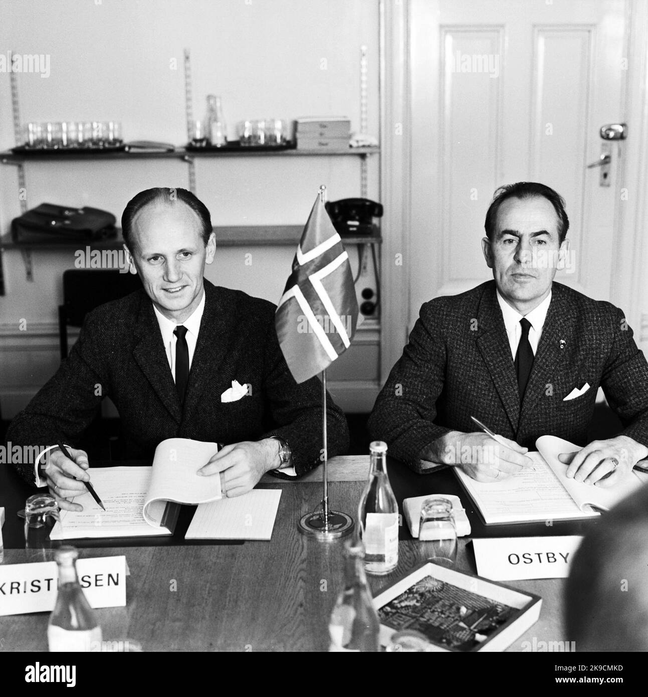 Civil defense planning hi-res stock photography and images - Alamy