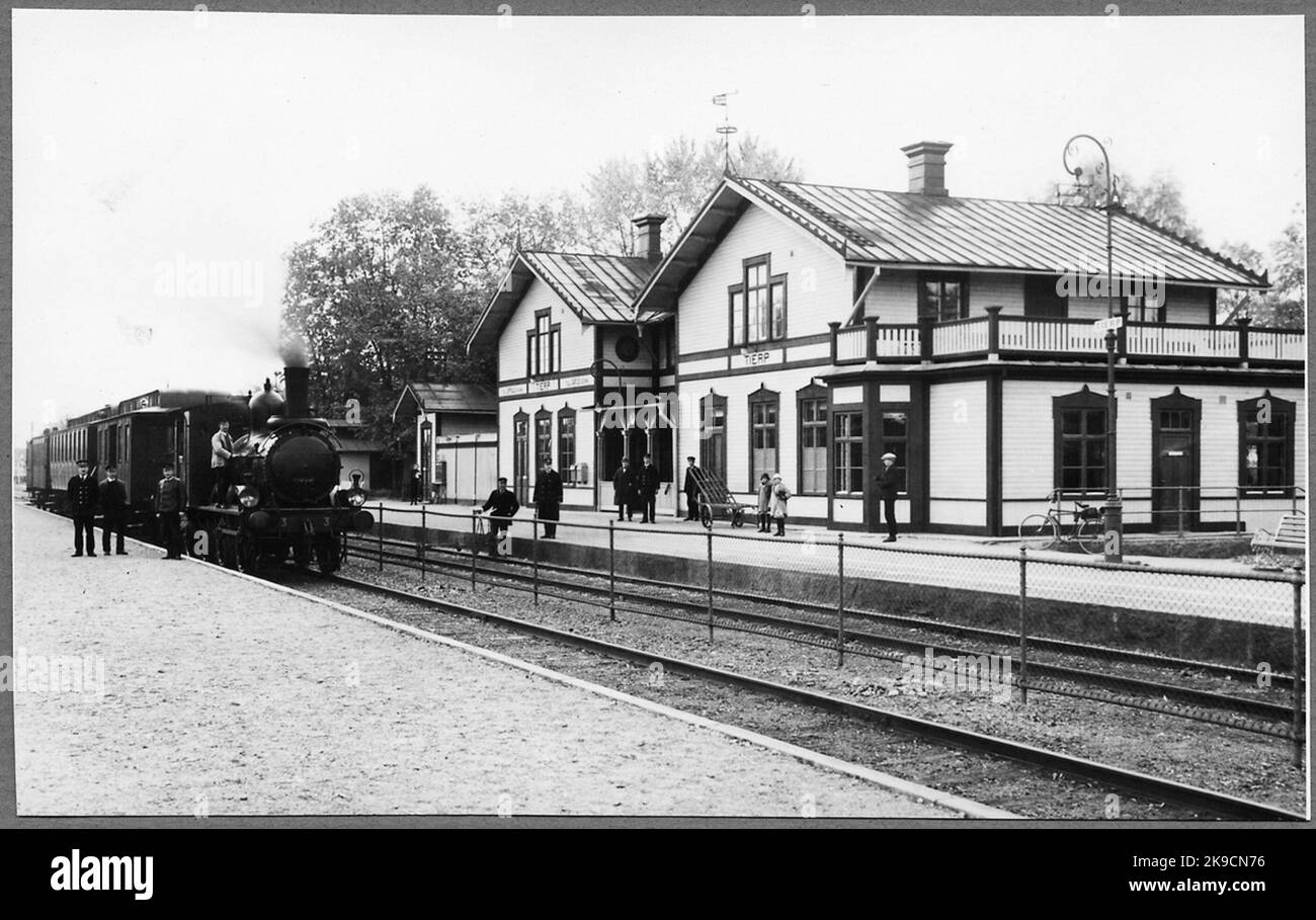 Uppsala - Gävle Railway, UGJ A 3 "SNACK" at the station in Tierp Stock ...
