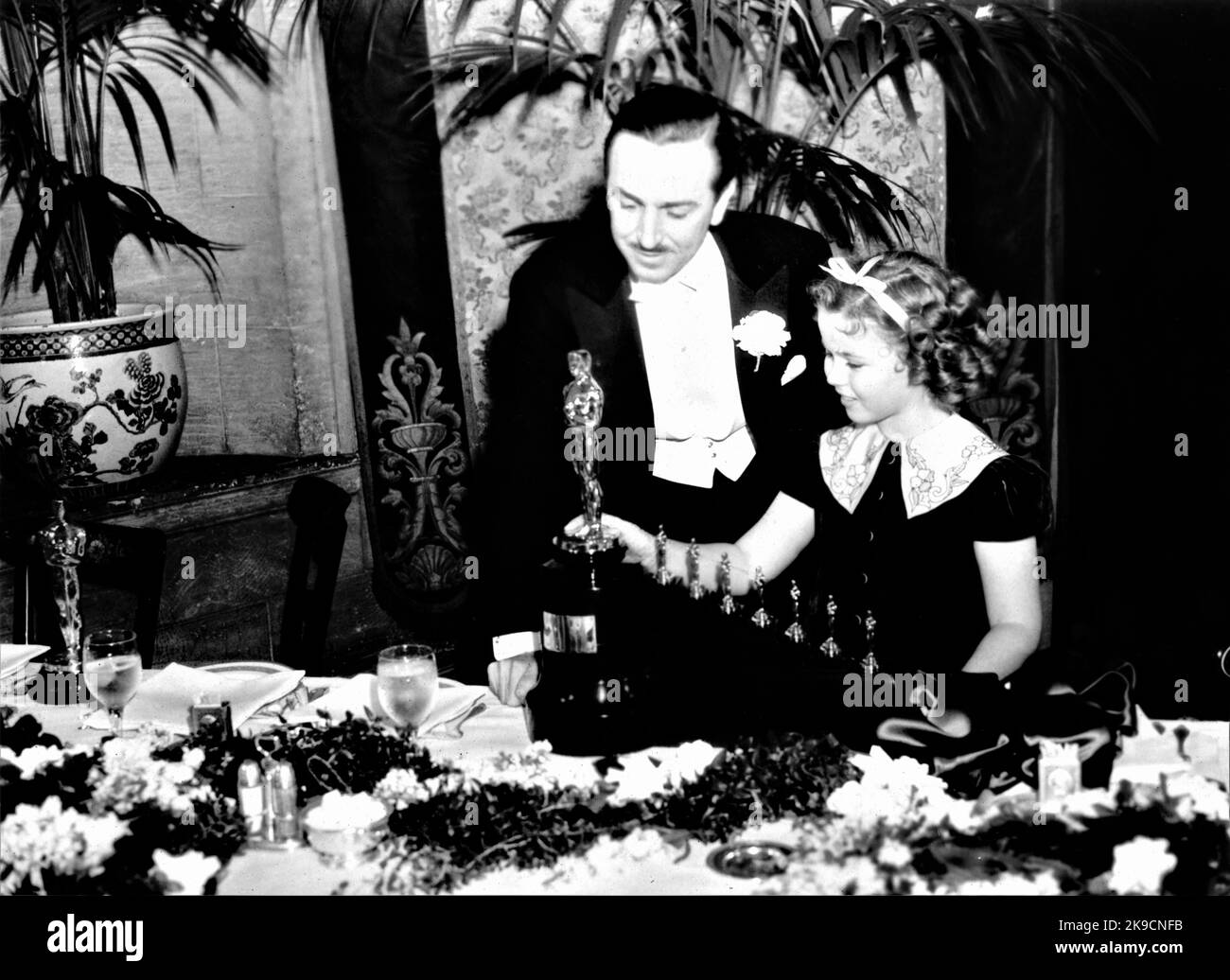 SHIRLEY TEMPLE presents WALT DISNEY with Special Award Oscar Trophy ...