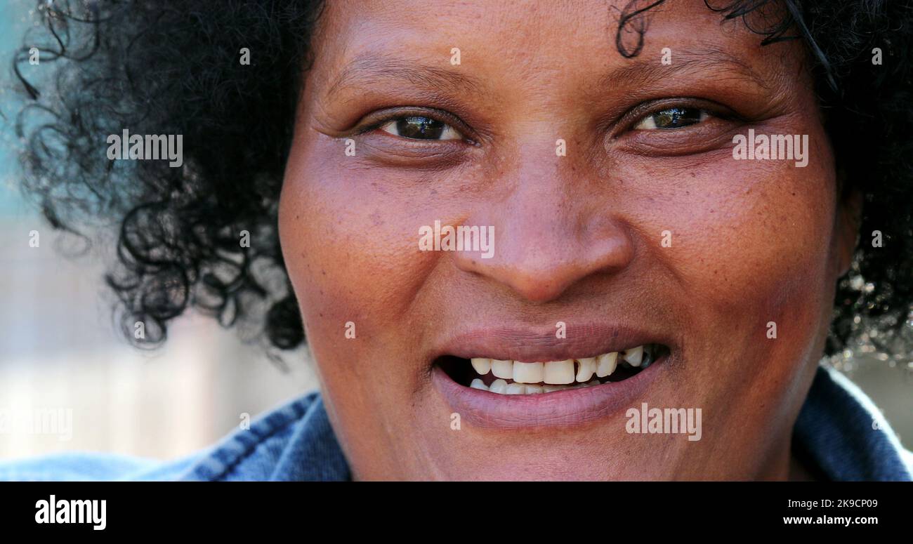 African Brazilian woman portrait face smiling, casual real people Stock ...