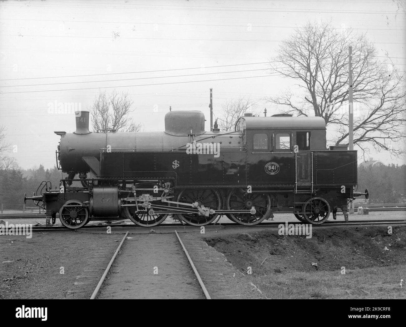 Steam locomotive on the turntable Black and White Stock Photos & Images ...