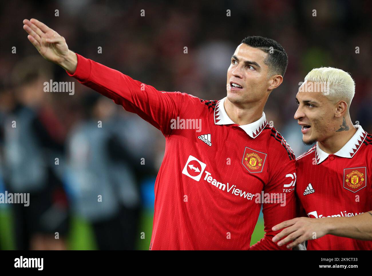 Manchester United's Cristiano Ronaldo (left) and Antony before the UEFA ...