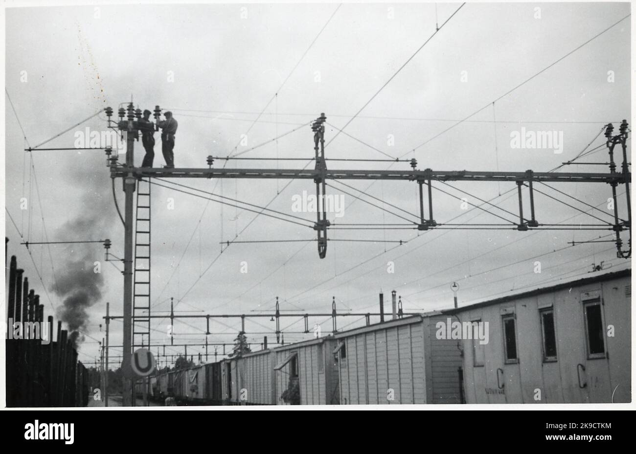 Personnel work contact management hi-res stock photography and images ...