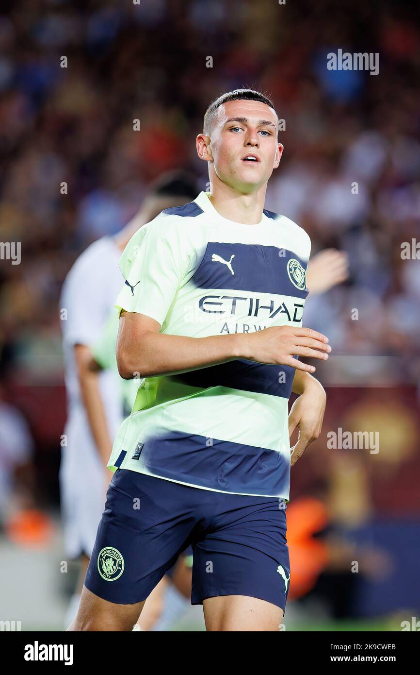 BARCELONA - AUG 24: Phil Foden in action during the friendly match ...