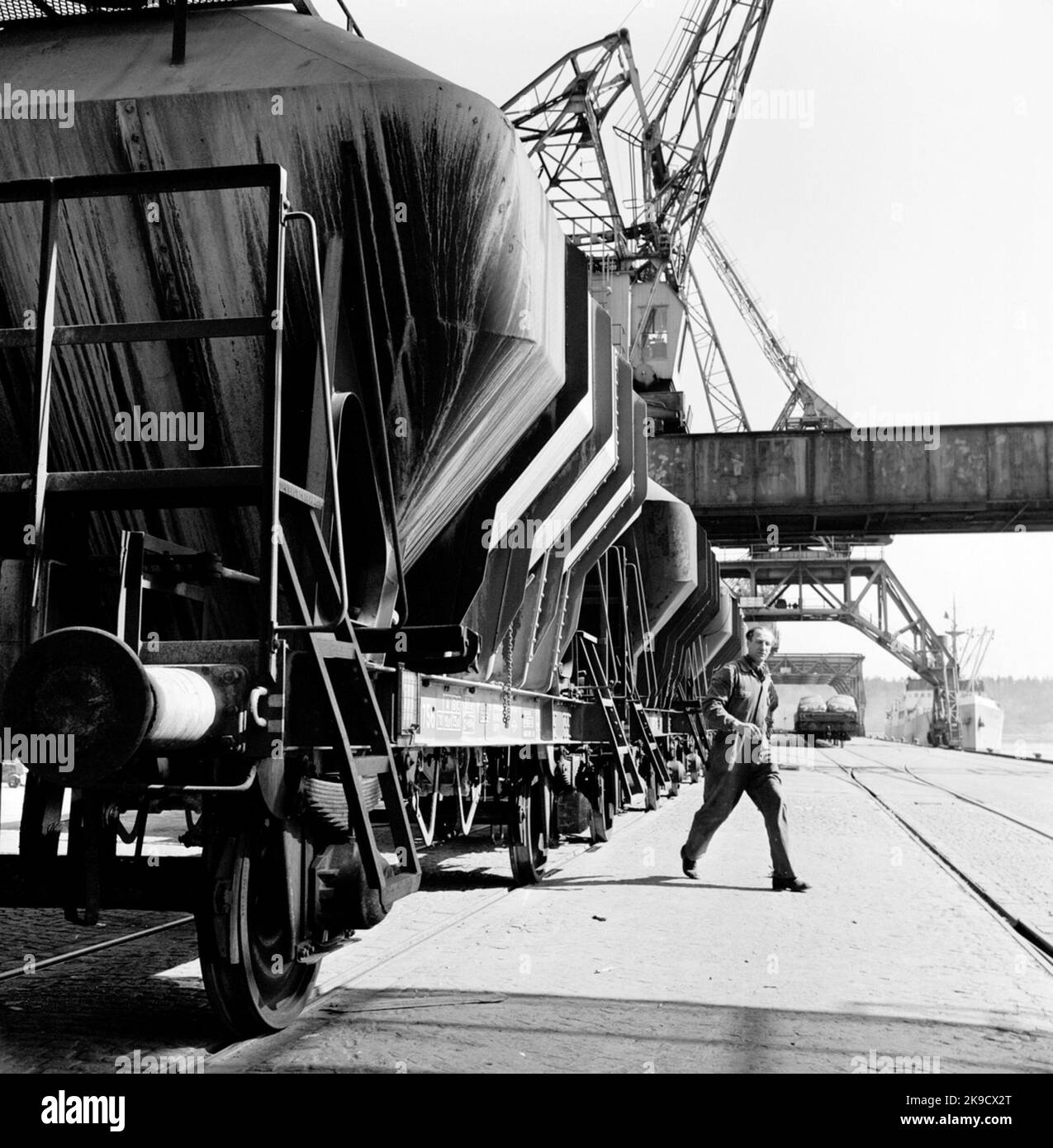 Grain wagon Black and White Stock Photos & Images - Alamy
