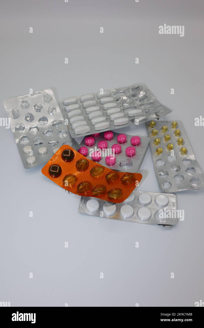 Empty pill packaging hi-res stock photography and images - Alamy