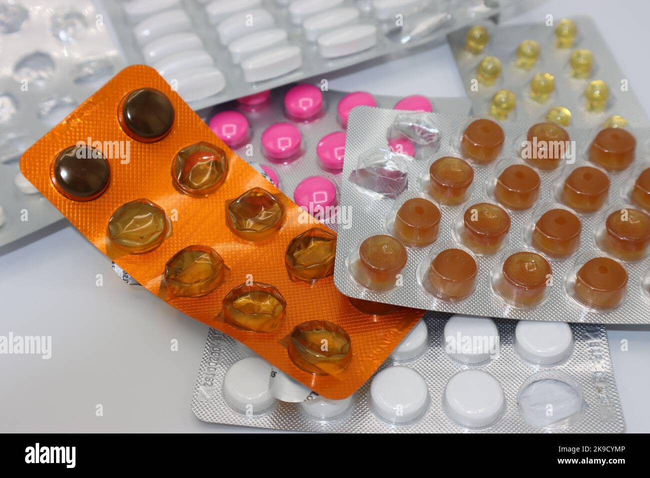 Empty pill packaging hi-res stock photography and images - Alamy