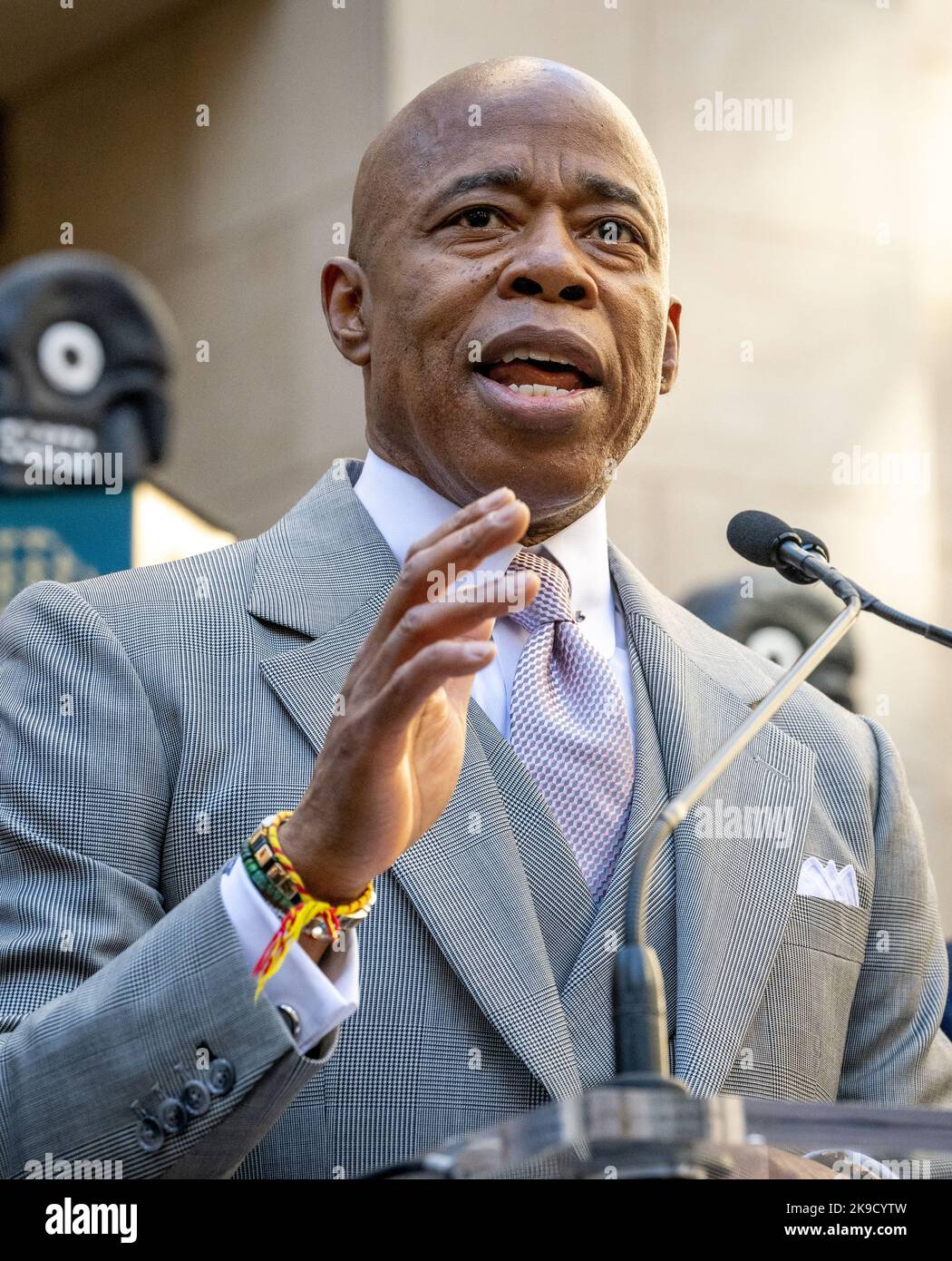 New York, USA. 27th Oct, 2022. New York City Mayor Eric Adams speaks ...