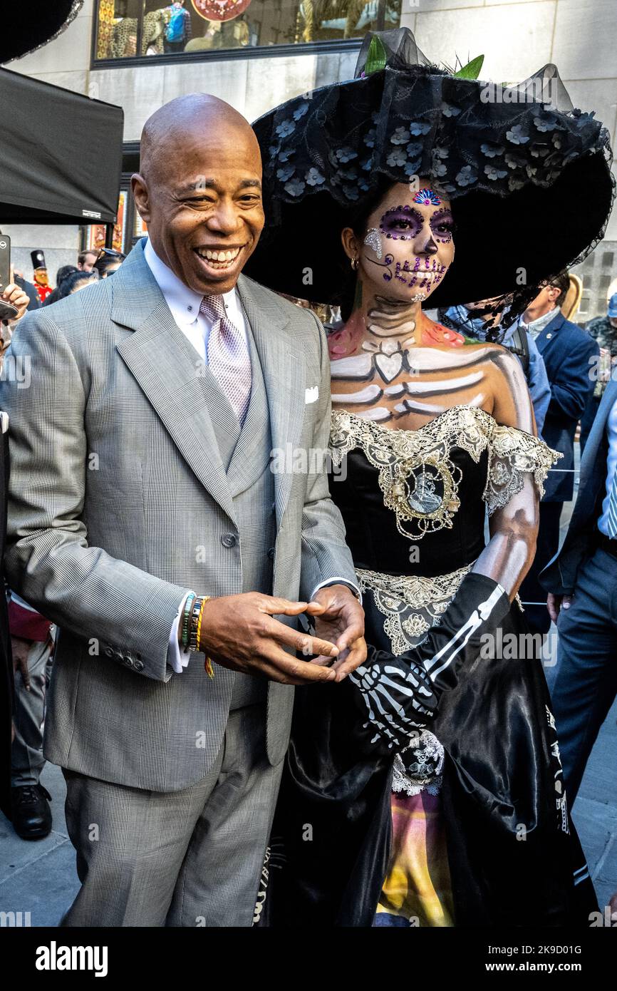 New York, USA. 27th Oct, 2022. New York City Mayor Eric Adams laughs ...