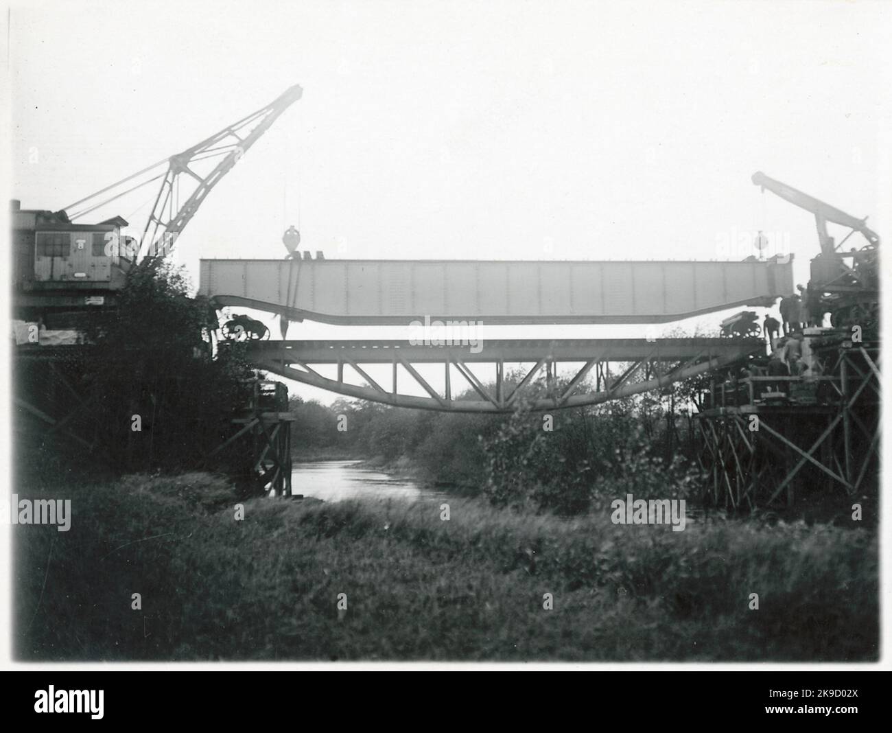 Railway superstructure hi-res stock photography and images - Alamy