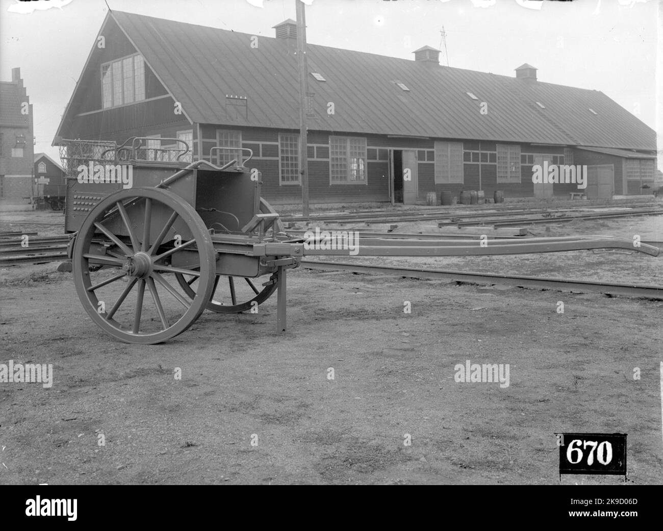 Cart past Black and White Stock Photos & Images - Alamy